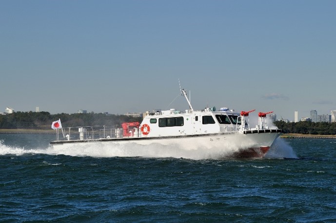 東京都港湾局 オイルフェンス展張船兼監視艇「みやこ」24GT、